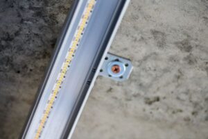 Is It Safe To Put LED Lights On Metal - NIUYUAN